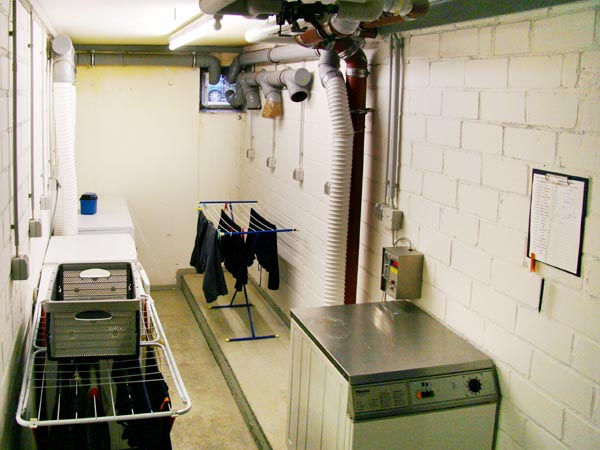 Wohnung Dellbrücker-Steinweg 10, Waschraum und Mieterkeller